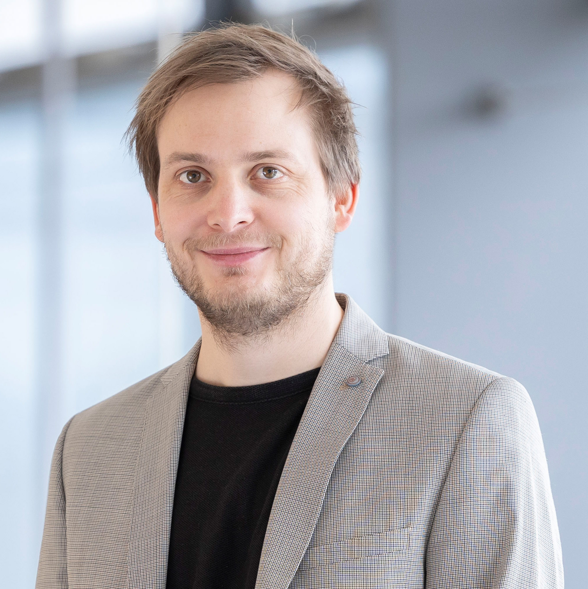 Simon Reif - Professorship for Economics with a focus on Health Care ...